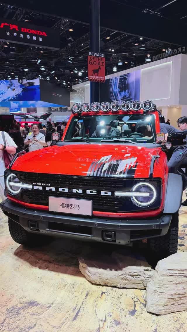 Ford Bronco на максималках: настоящий off-road в эпоху «городских кроссоверов»