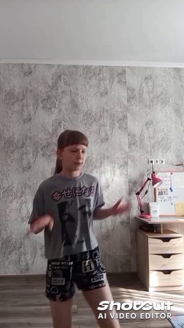 снипиты на мою новую песню вышли бегом снимать песни называется Мирослава жемчугова-тренд выход 6.06