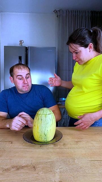 Дыня с сюрпризом!