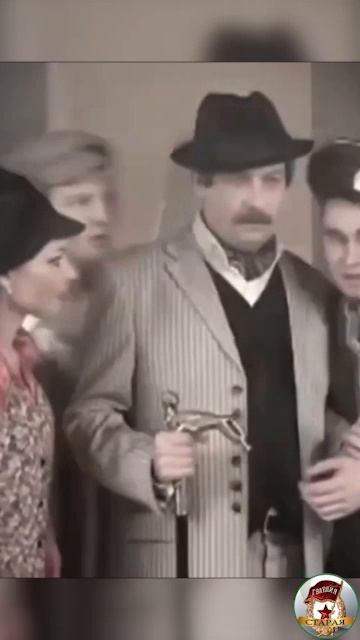 Я папиросочку возьму...
