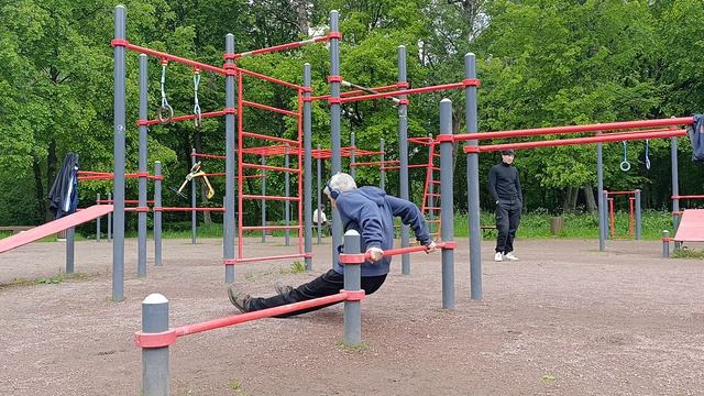 День второй 100 отжиманий