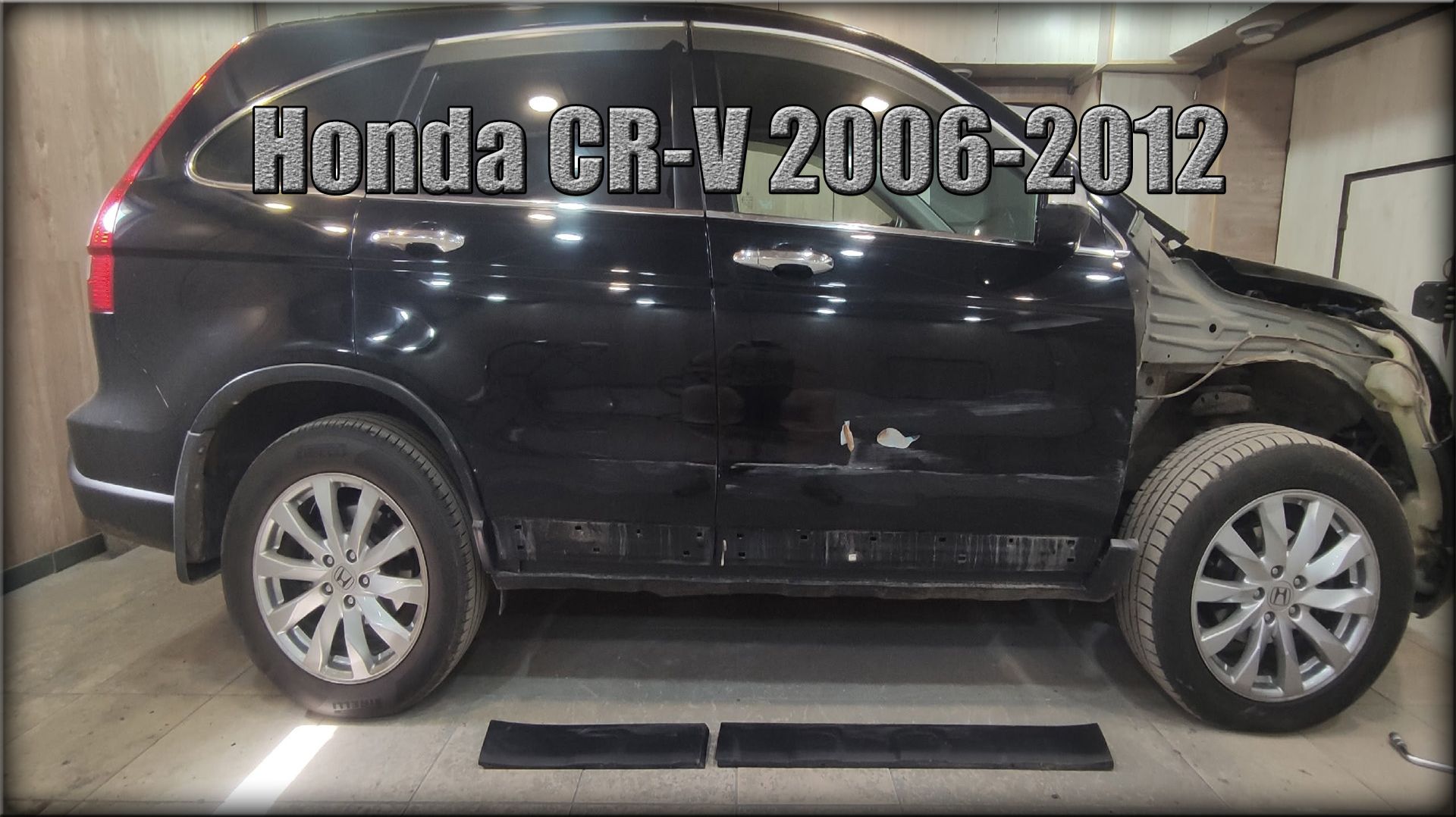 Как снять нижний молдинг дверей Honda CR-V 2006-2012 год