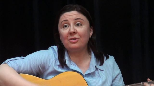 Клуб КСП У Костра 15.05.25 поздравление Кайдалову от Карасевой