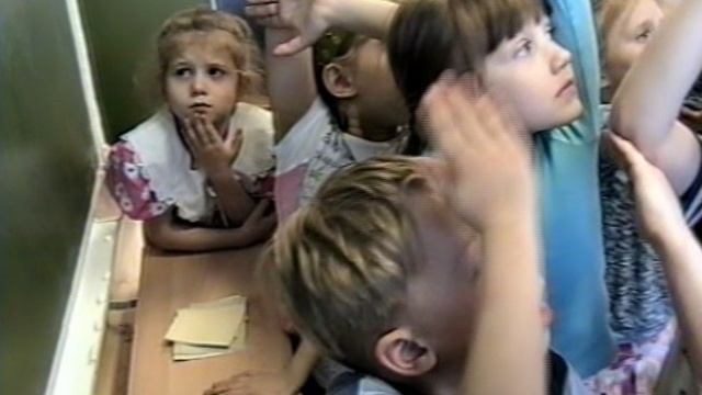 Подготовка к выпускному, прогимназия 2, май 2006