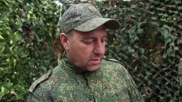 Бойцы благодарят ребят за поддержку и дают самые искренние напутствия.