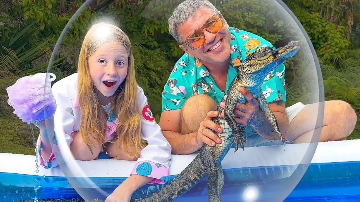 Nastya takes care of new pets Bitzee