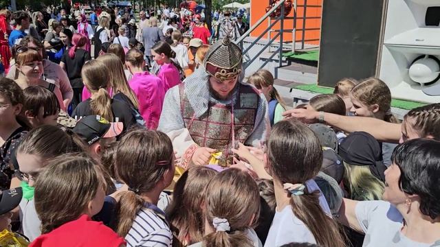 На старте лето! 🌞🎉1 июня в Белово с размахом встретили главный праздник детства.