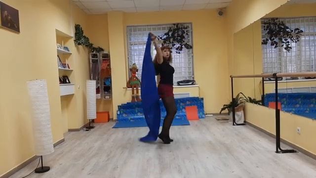 Танец с платком. Завершающая часть с арабесками. Юлия Маколкина