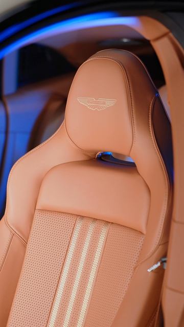 Aston Martin DBX707 Arden Green