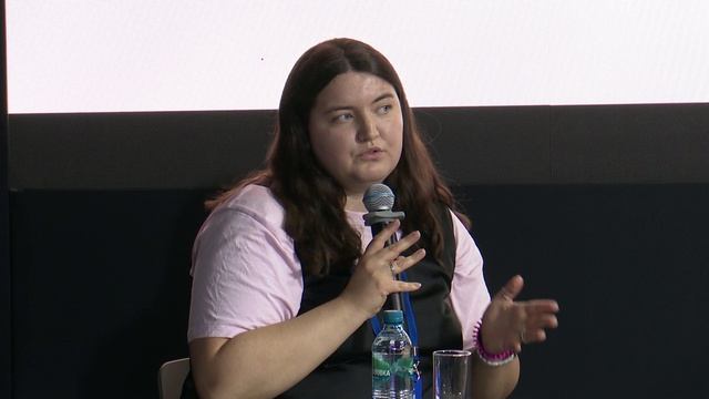 Пространство как носитель корпоративной и национальной айдентики.