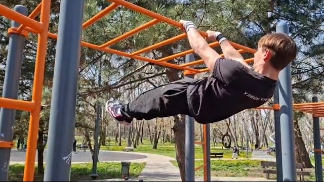 Воркаут Шоу | Показательное выступление на Соревнованиях в Крыму | Workout Show | Planche Combo |