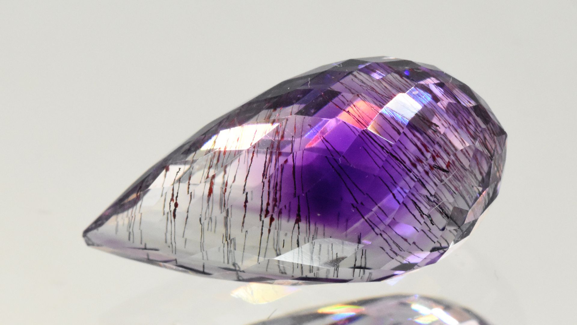Аметист 7.40 ct. бриолет (Боливия)