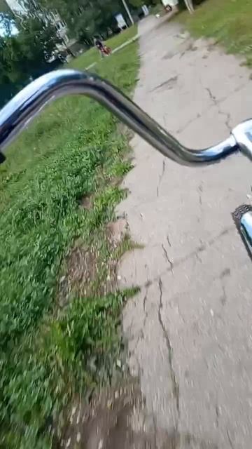 По поездках на велосипеде самокатах и путешествиях