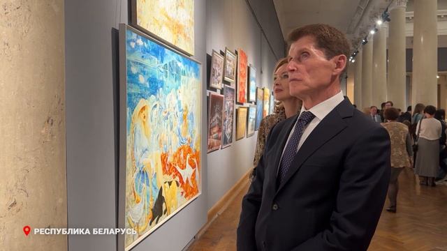 В Минске открылась выставка «Я слушал море».