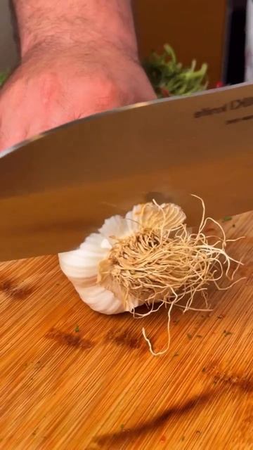 Картофель в духовке с салом