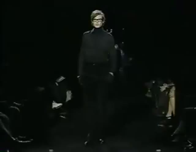 Показ мужской коллекции Yves Saint Laurent Rive Gauche  осень-зима 2001-2002. Часть 2.
