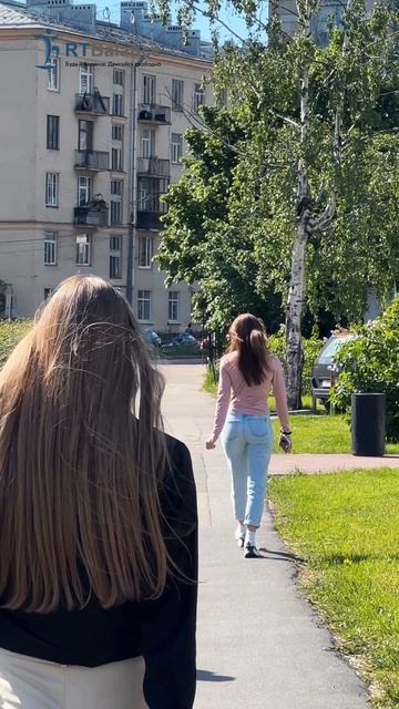 Правосторонний наклон таза при ходьбе
