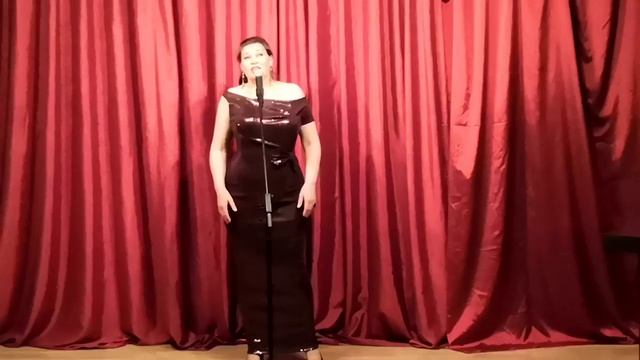 "Лунное зеркало" слова Светланы Астапчик, музыка Андрея Быкова, исполняет Елена Ракитина