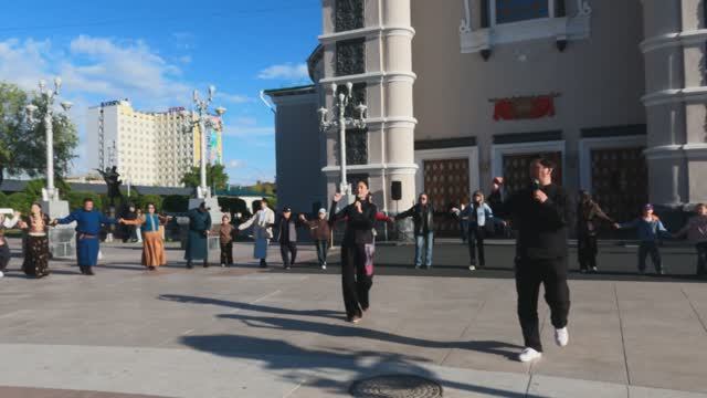 29094  "БАЙГАЛ" ТЕАТР УРИНА! ЁОХОР НААДАНДАА ЕРЫТЭЭ! ЁОХОР ХАТАРЖА ҺУРАЕ!