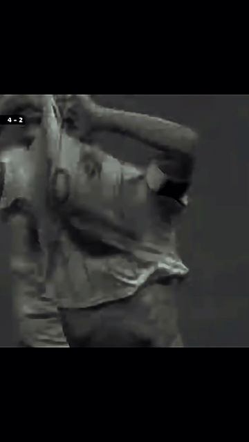 🔥🤩Гол Златана Ибрагимовича за сборную Швеции на евро 2012 через себя вне штрафной площади🤩🔥