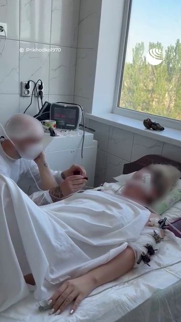 Боец в реанимации  сделал предложение девушке, пострадавшей от атаки ВСУ