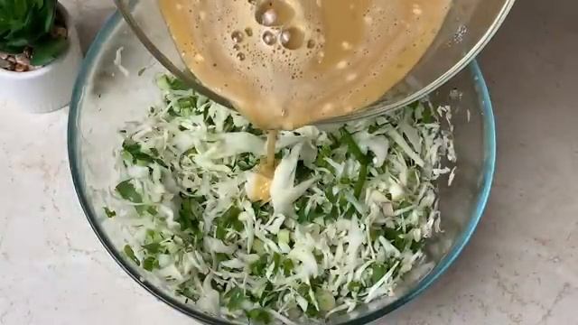 Просто нарежьте капусту и добавьте яйца Так вкусно что готовлю почти каждый день летом