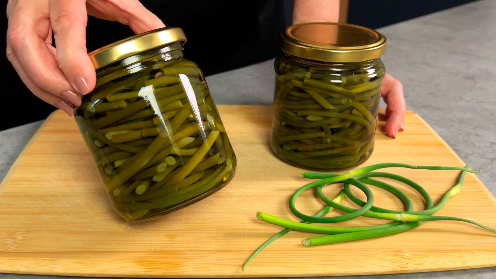 Повторяю КАЖДЫЙ ГОД! Маринованные стрелки чеснока на зиму — вкуснее черемши!