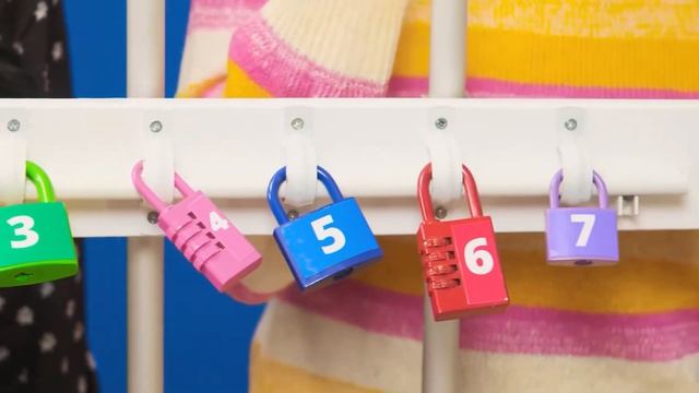 Секретные Домики под Кроватью с Уэнсдей Аддамс # Сумасшедший Челлендж ч. 15