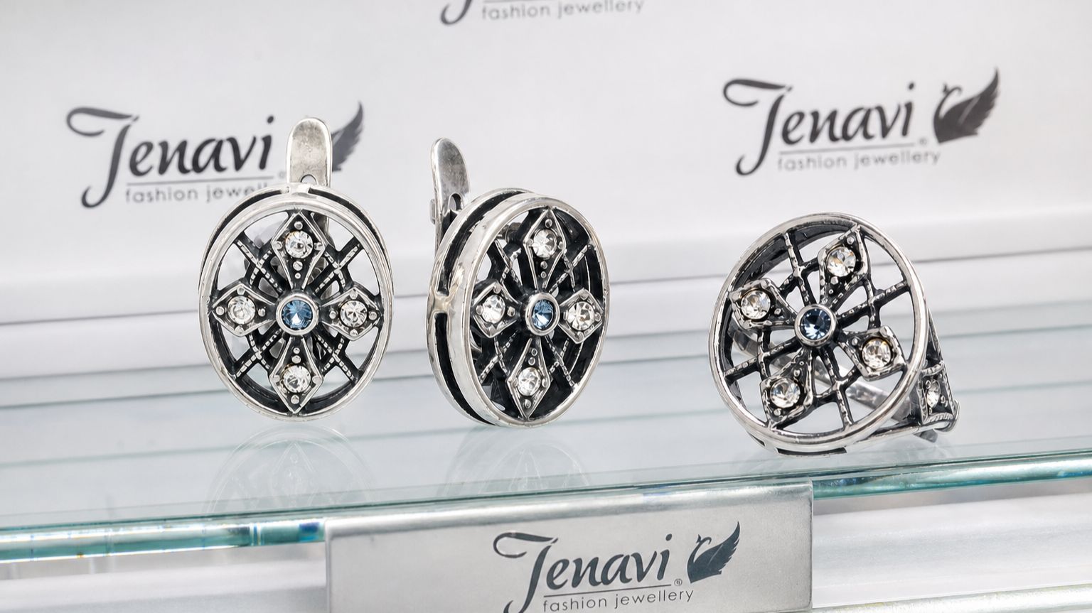 Гарнитур Тюрен, 17 (Покрытие: Черненое серебро, Кристалл Swаrоvski ) "Jenavi", К2-056