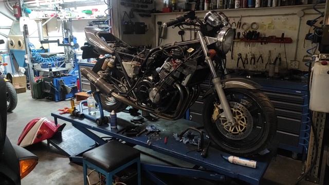 #66 MotoSecond. Строю Новый Склад! Засыпаю въезд.