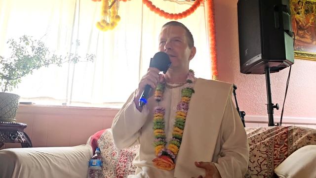 Guru tattva and diksha - 2025-05-04 - Sri Prem Prayojan