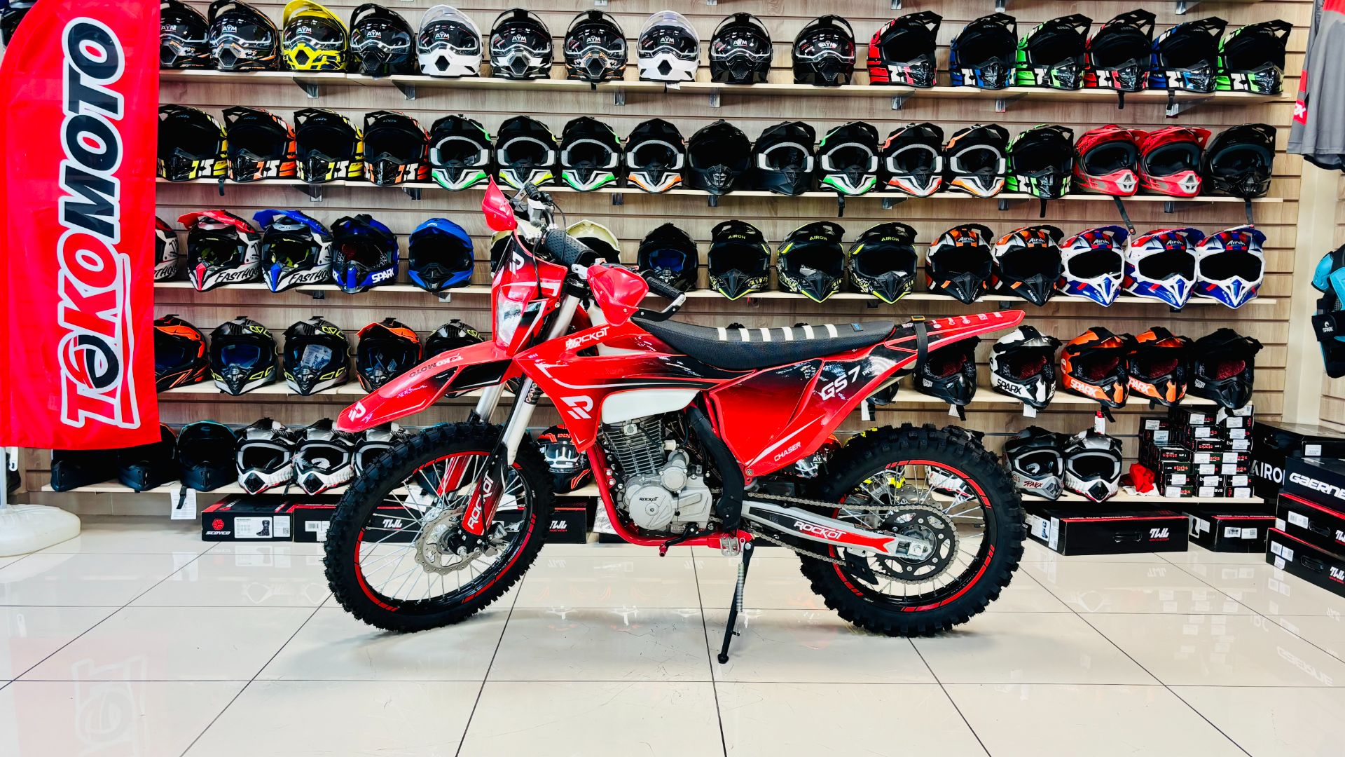 Мотоцикл эндуро ROCKOT GS7-PRO Chaser (176FMN YB300H)