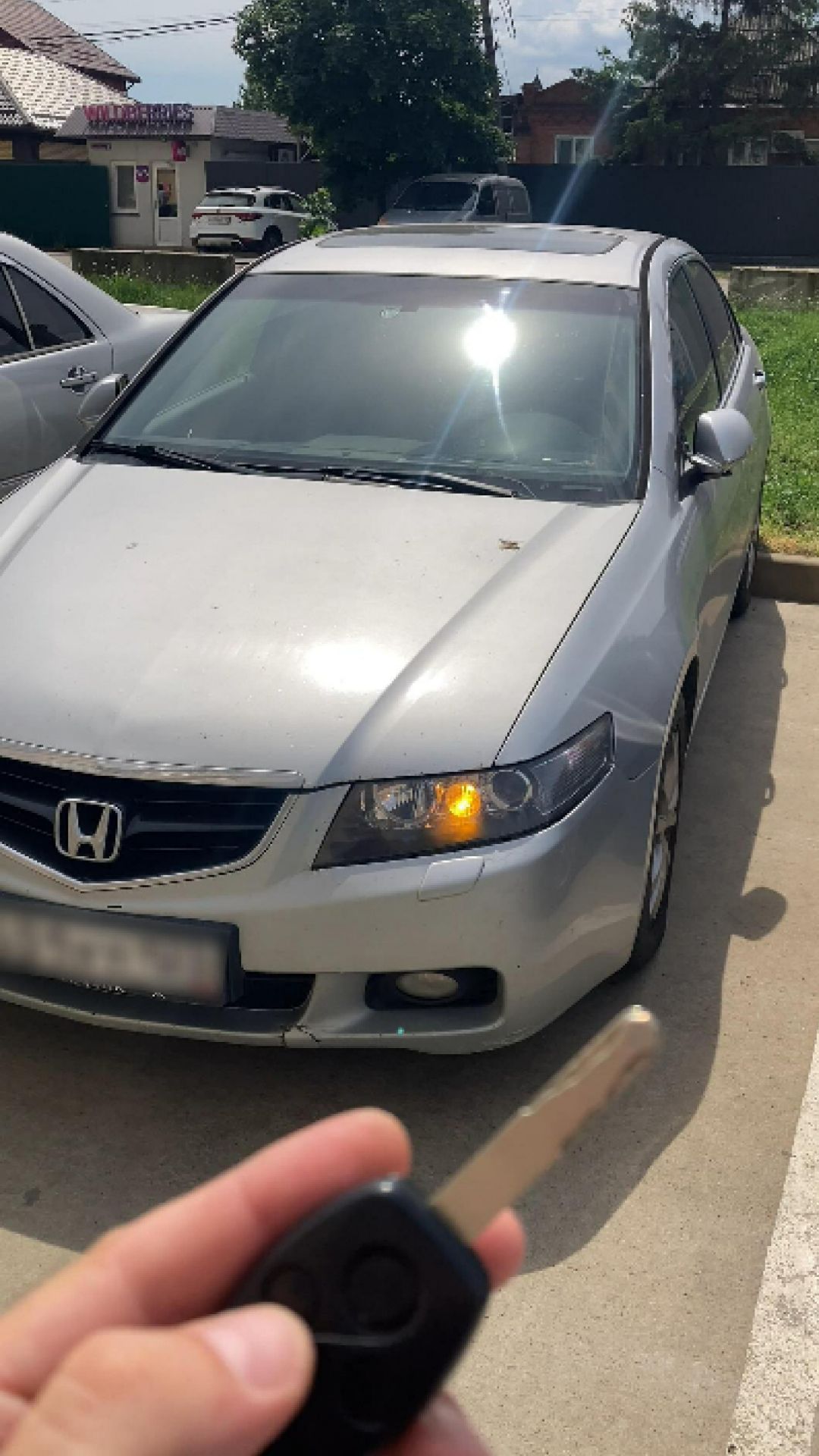 Демонстрация работы автоскладывания зеркал при постановке на охрану, на Honda Accord 7