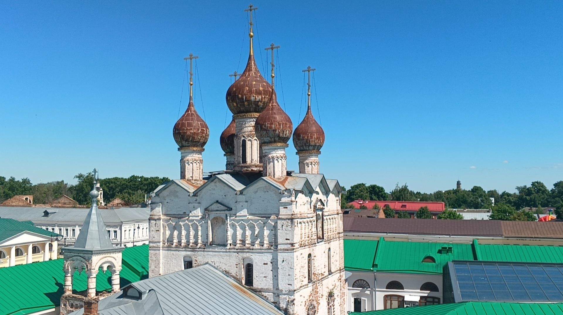 Ростов Великий. Часть 4.  Кремль. Успенский собор. Поднялась на Звонницу.