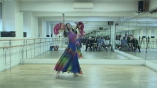 Танец бессарабских цыган "Цумайле" (Анжела Надолишняя)