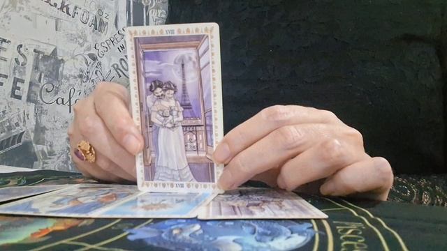 Кто о вас часто думает? Расклад Таро