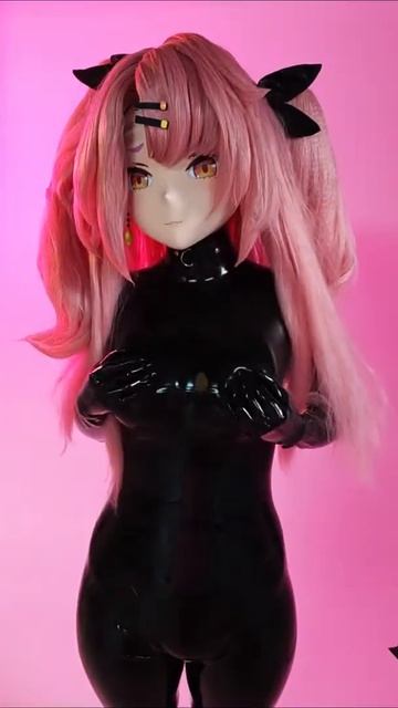 Кигуруми-кукла Николь Демары в латексном кэтсьюте от BlackCat. #cosplay #BlacKCat #kigurumi #ZZZ