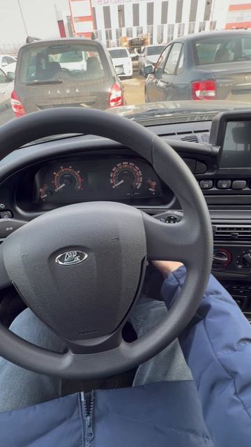 2025 LADA NIVA TRAVEL запуск двигателя