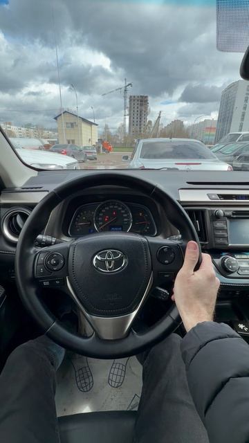 2014 Toyota RAV 4 запуск двигателя