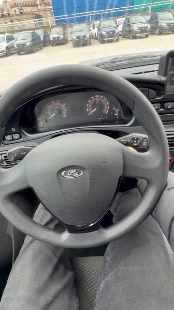 2026 LADA NIVA TRAVEL запуск двигателя