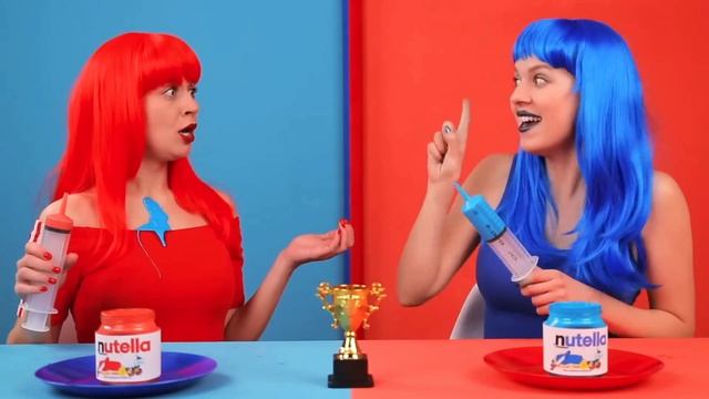 Красная еда vs Синяя еда Челлендж # Смешные ситуации с едой