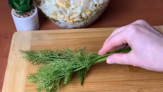 Беру БАНКУ ГОРОШКА капусту и готовлю гениальный салат Вкусный рецепт из простых продуктов