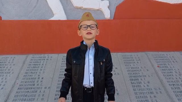 2 Петров Сергей - Стихотворение участника СВО позывной Лавр "Молитва матери"