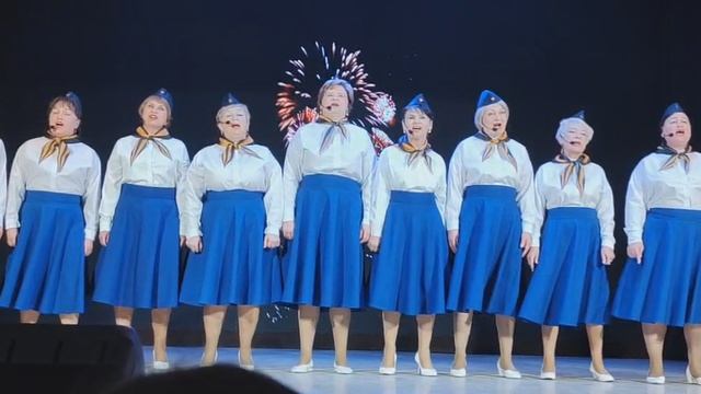 6. Вокальный ансамбль "Родные напевы" - "Победная весна 45-го"