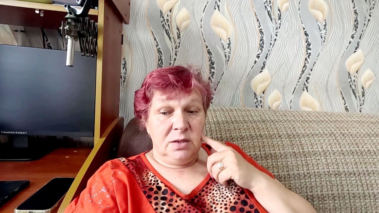 Деньги с неба не сыплются... Устроила себе отпуск...