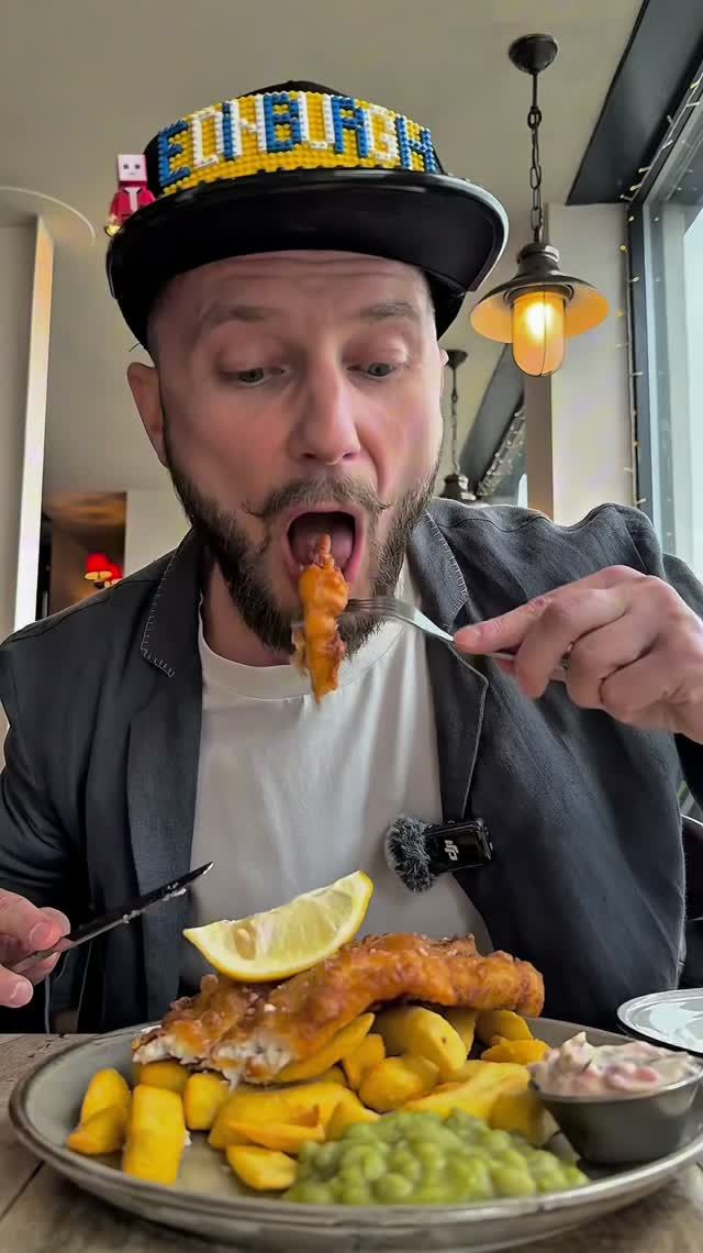 🇬🇧 За настоящим Fish & Chips приехали в Англию… а попробовали в Эдинбурге 😄🍺