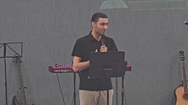 Гарик Гуликян (14 06 26)