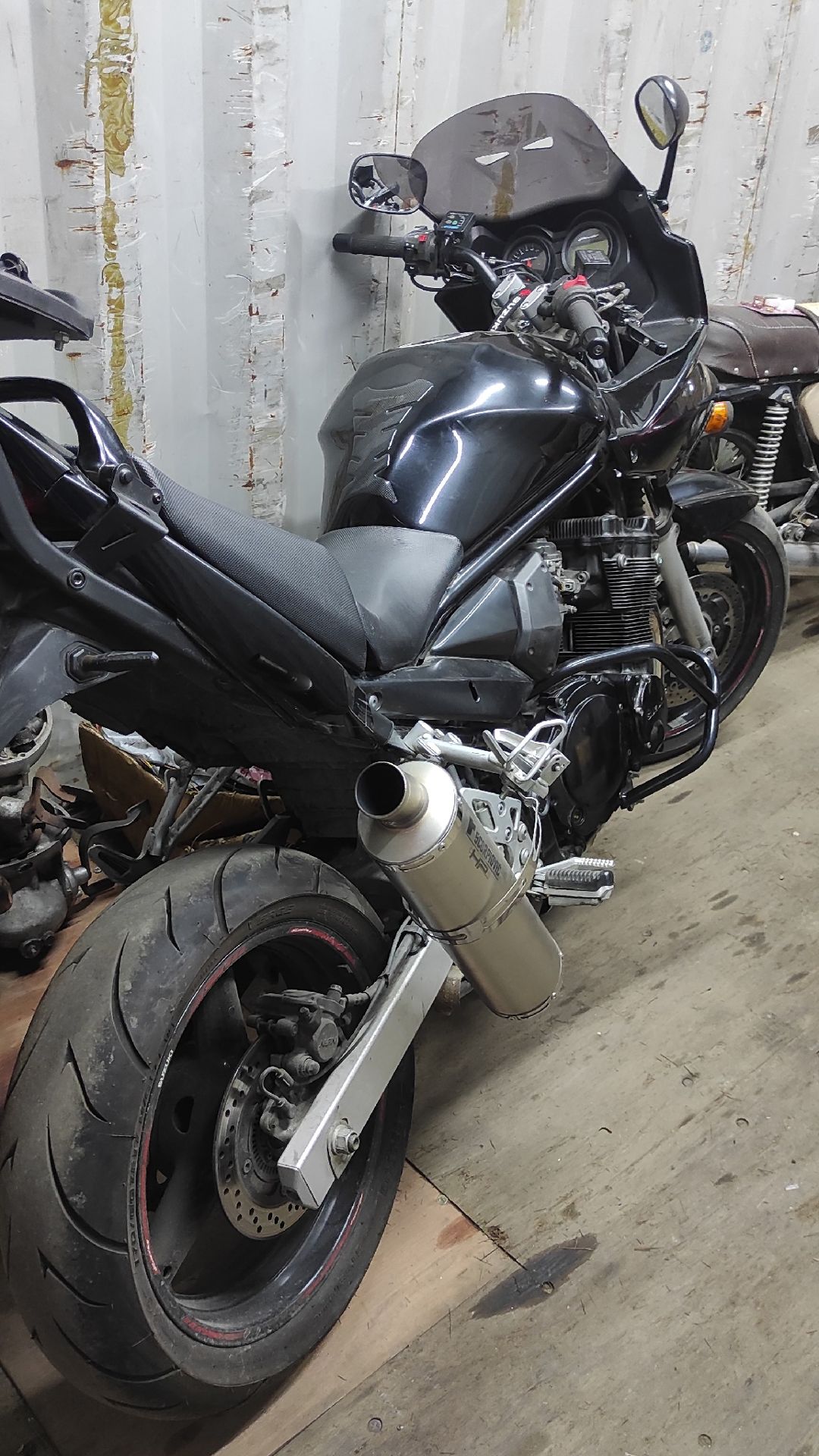 В разбор поступил мотоцикл Suzuki GSF 650 S ABS Bandit 2005-2006г.в.