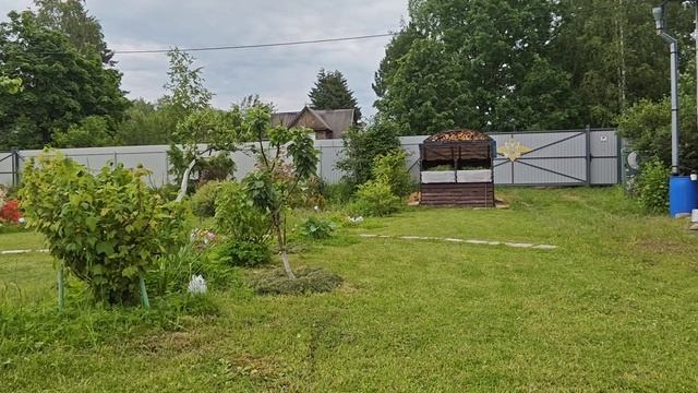 21-06-2026.Дача.Ждем когда придут разбирать сарай..и занимаюсь хостами))(12.06.-14.06.26)