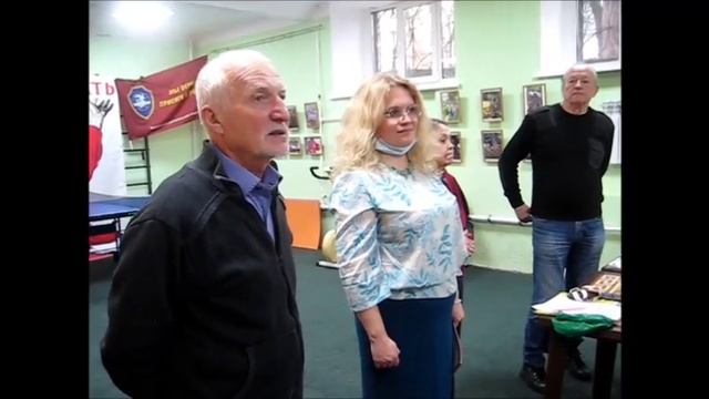 Северная ходьба. Как молоды мы были...Видео Волковой Л.В.г.Иваново,ноябрь 2021г.